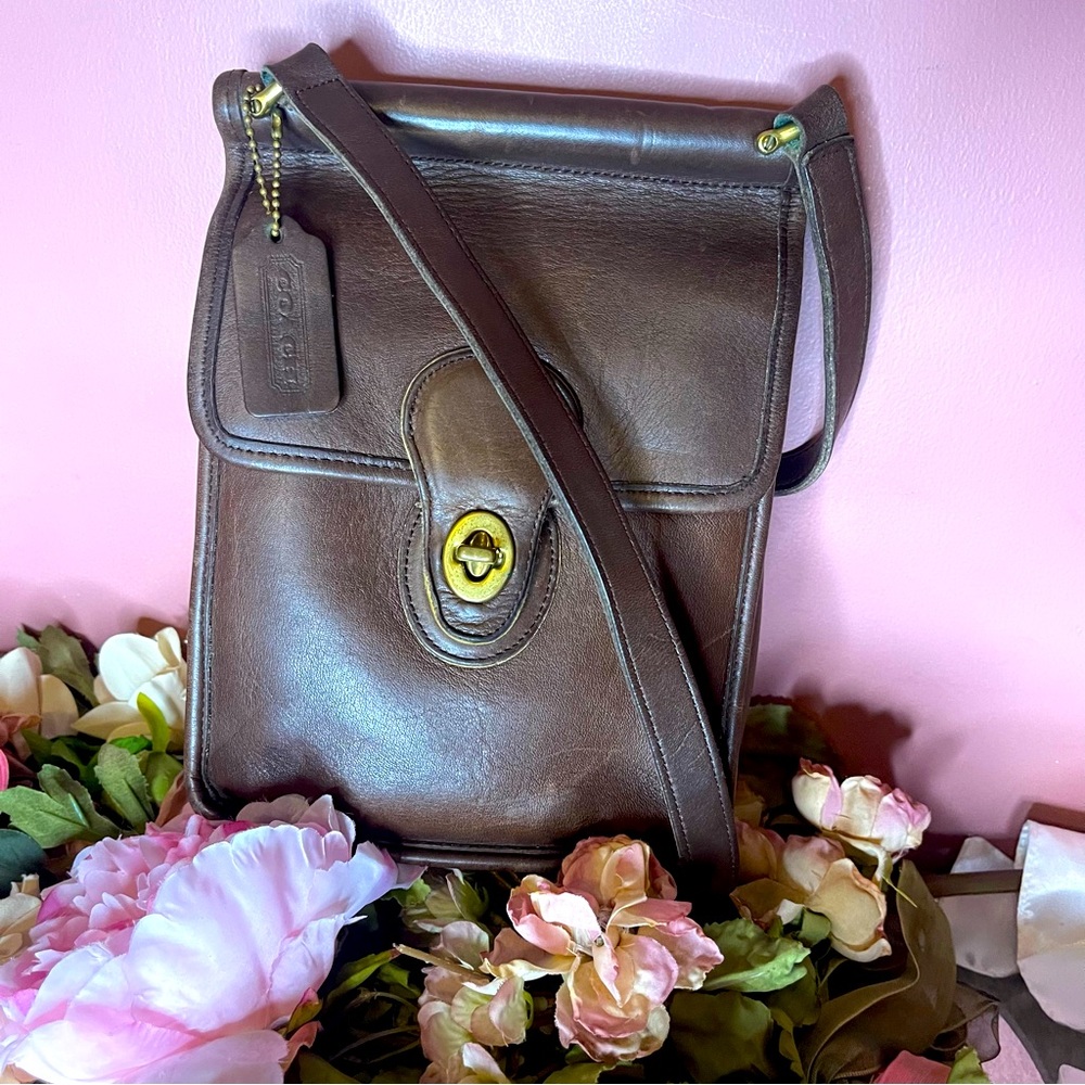 Coach Vintage Murphy Brown Leather Crossbody Bag - Gem